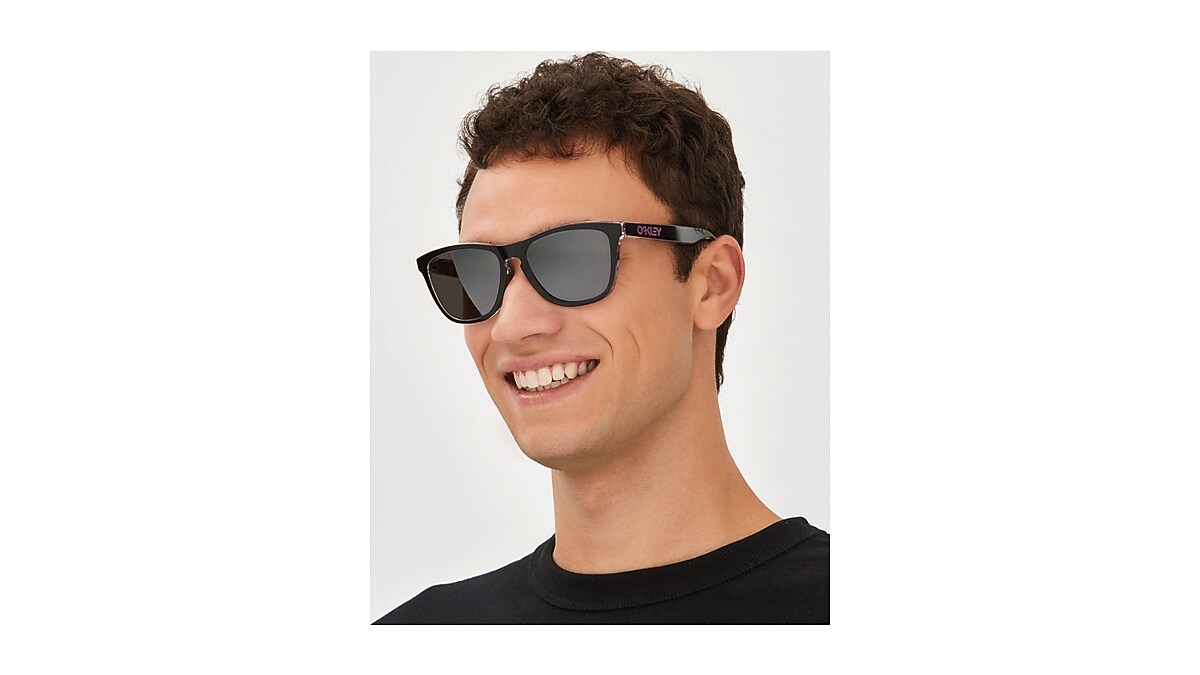 Oakley Frogskin On Face